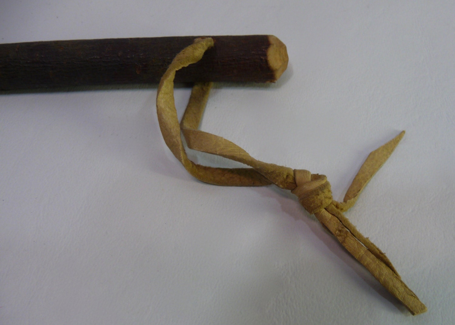 Tomahawk souvenir Caughnawaga vintage Aboriginal art. Canada.Kahnawake ...
