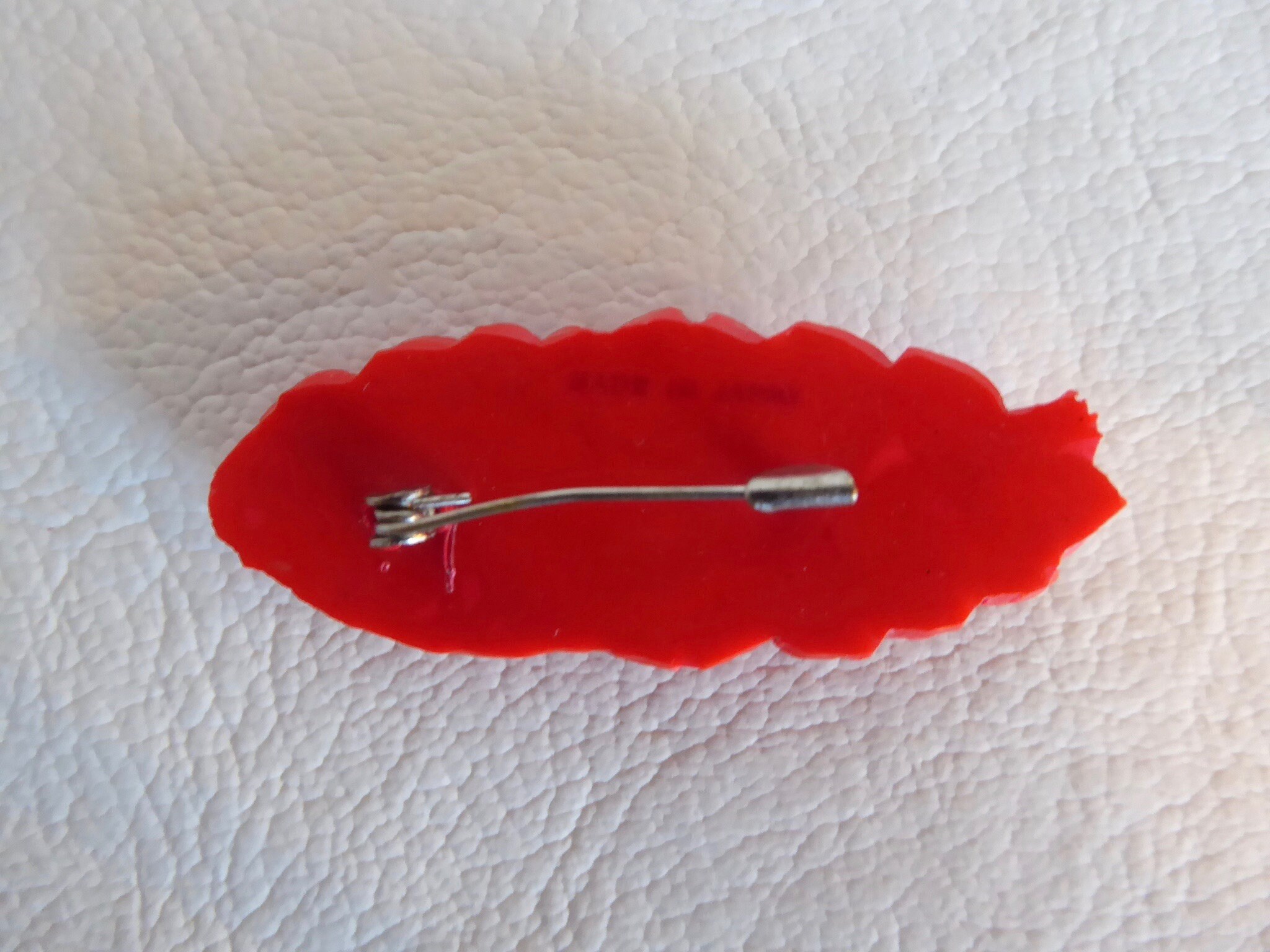 Red pink bird celluloid brooch pressed. Made in Japan. Year 50. Vintage ...