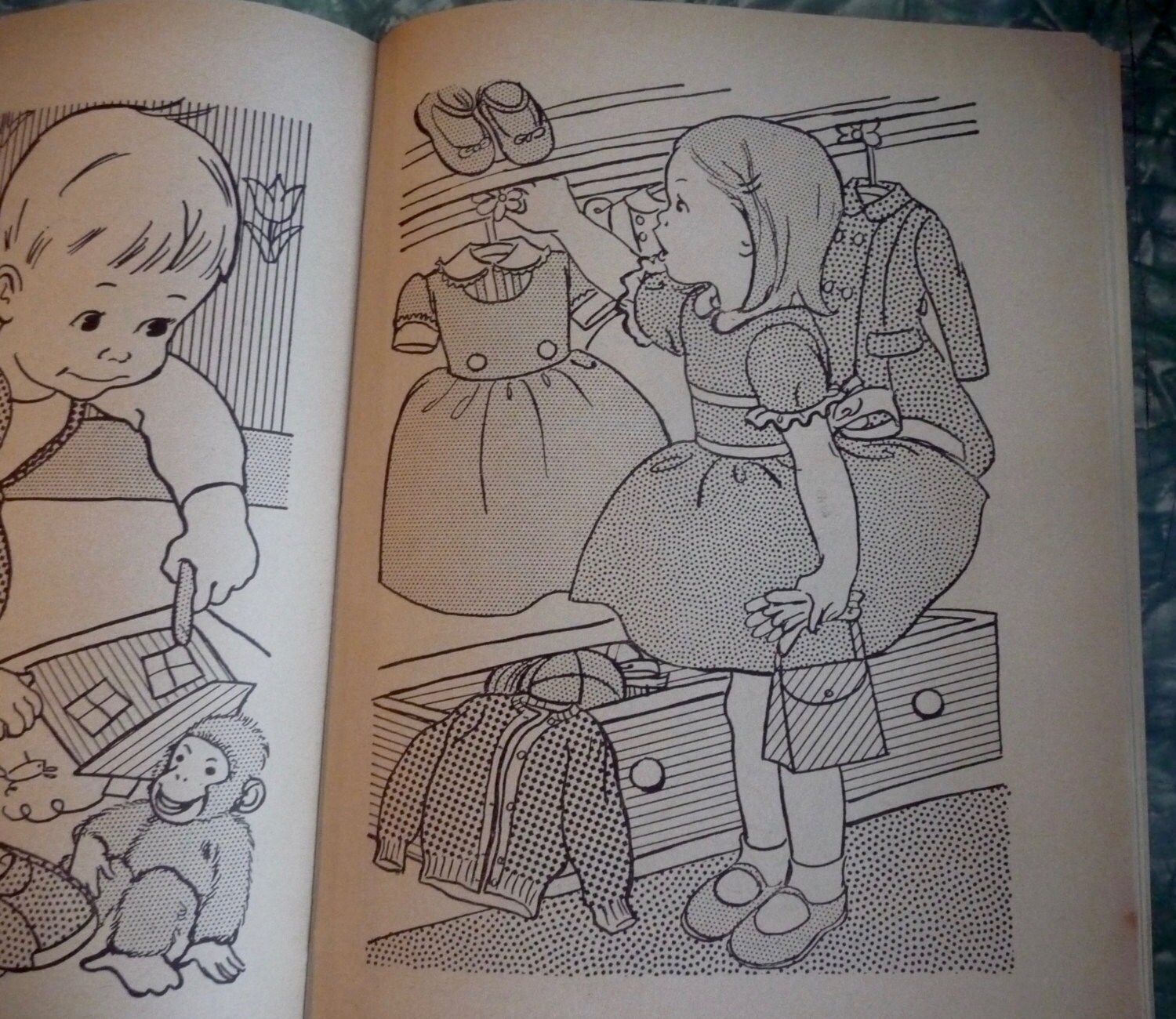 Paint with water. Merrill company. 1962. Children's vintage coloring ...