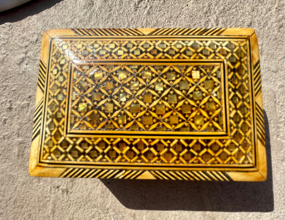 Vintage Hinged Inlayed Trinket Box - Etsy