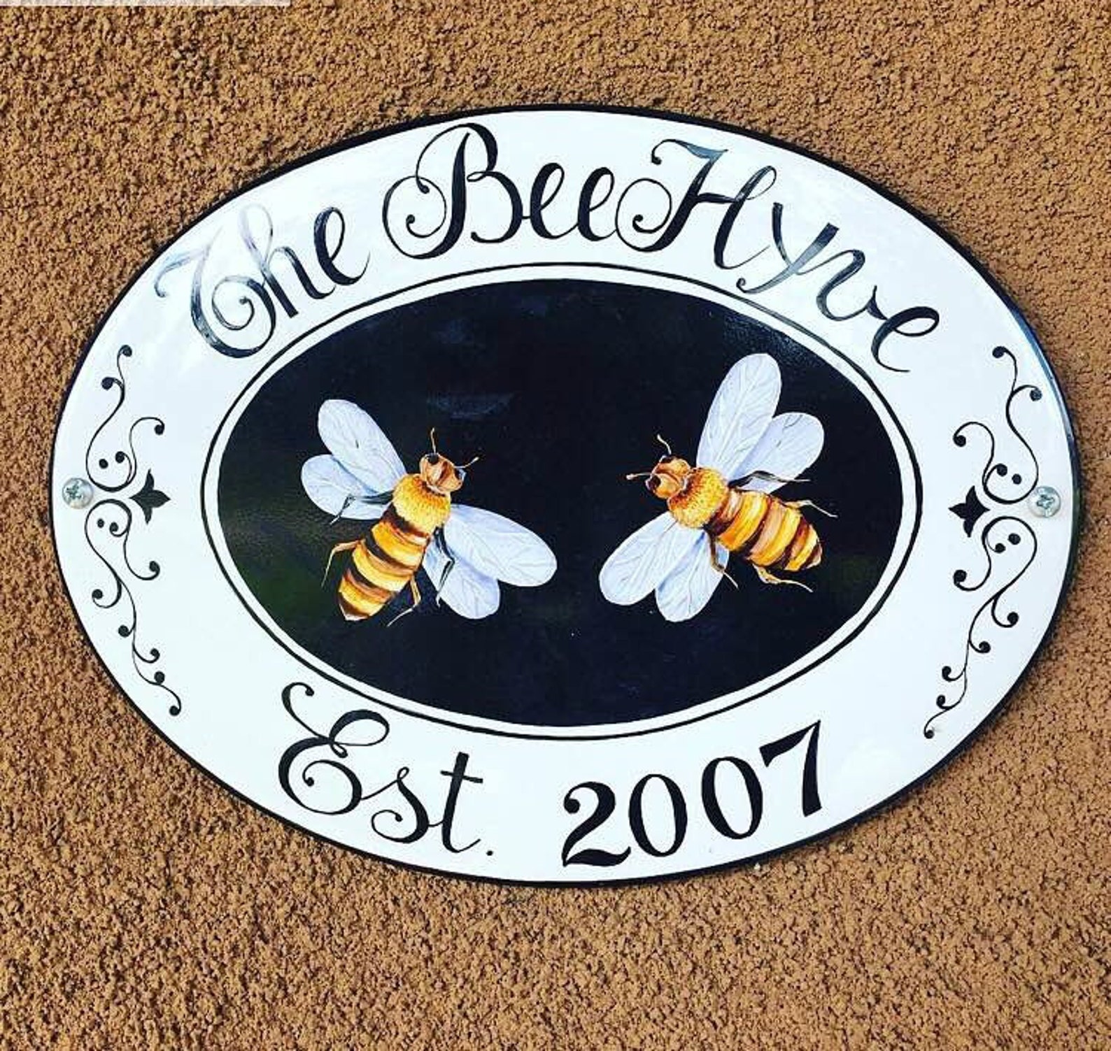 Personalized Bee Hanging House Sign House Name Sign - Etsy