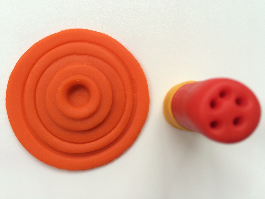 12 Target Cupcake Toppers Edible Fondant Orange Clay Target Red Shotgun ...