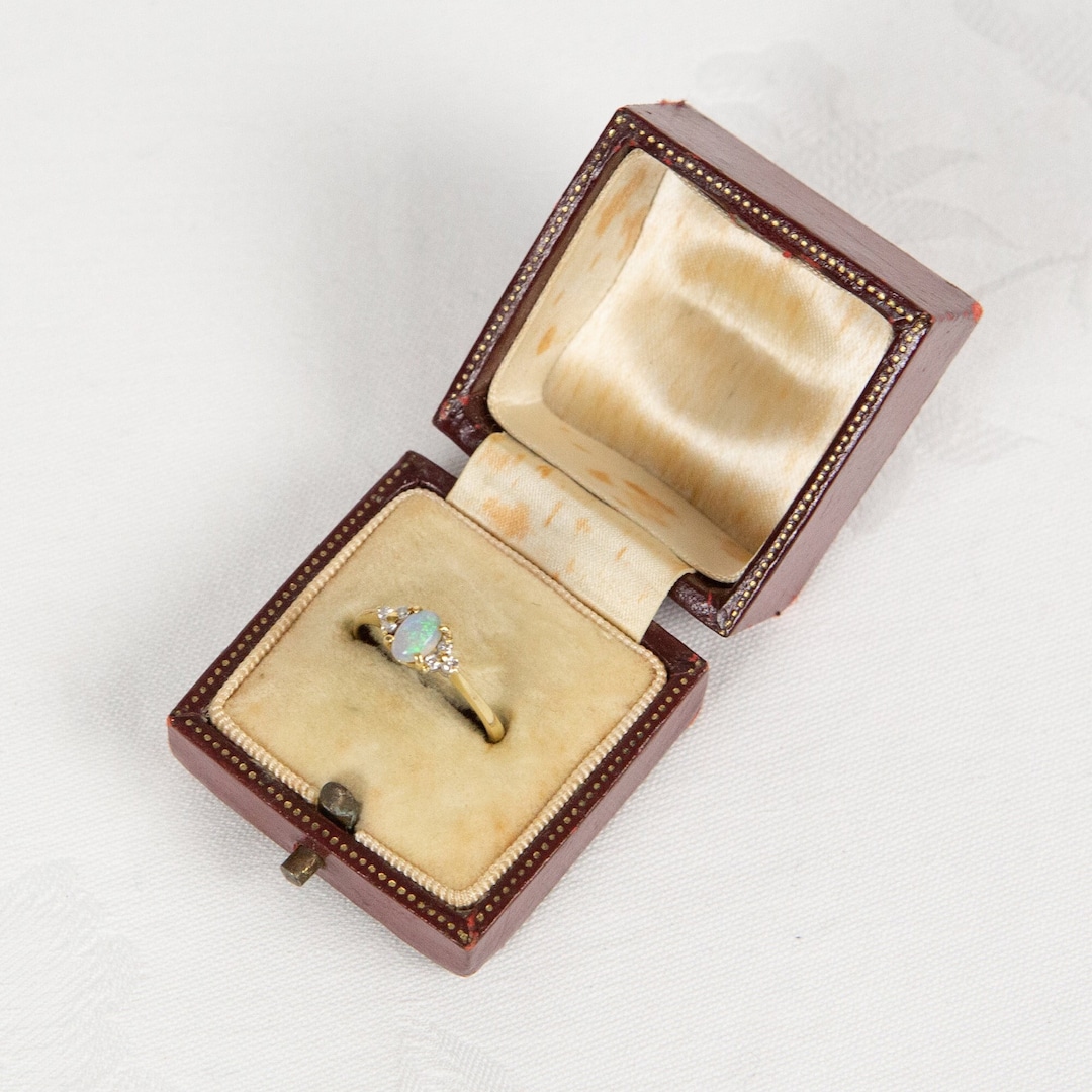 Vintage Burgundy Red Leather Ring Box - Etsy