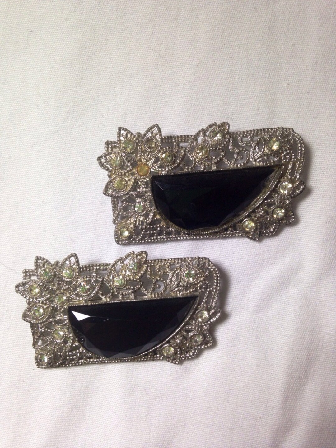 Pair of Art Deco Pins - Etsy