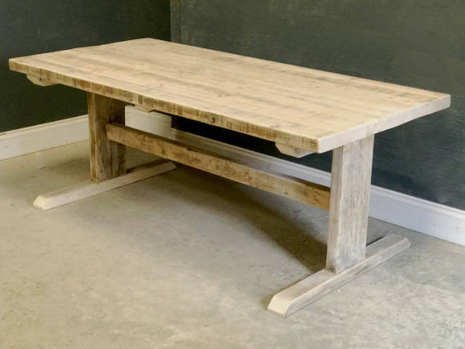 Chunky Reclaimed Timber I-frame Dining or Kitchen Table. - Etsy