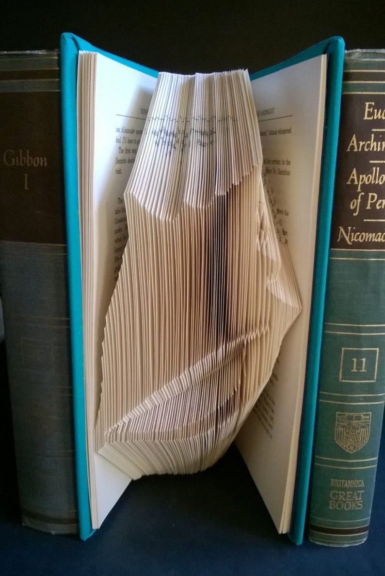 Conch Shell, Seashell, Ocean Themed Art, Folded Book Art, Shell ...