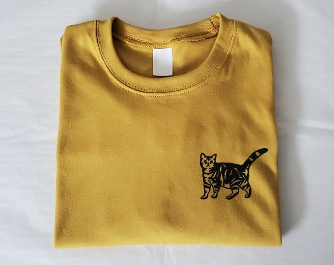 Bumblebees Hand-embroidered Pocket Tee Shirt Unisex Short Sleeve - Etsy