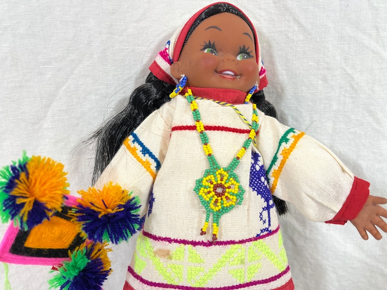 Huichol Girl Doll in Embroidered Clothing From Mexico Sierra Madre ...