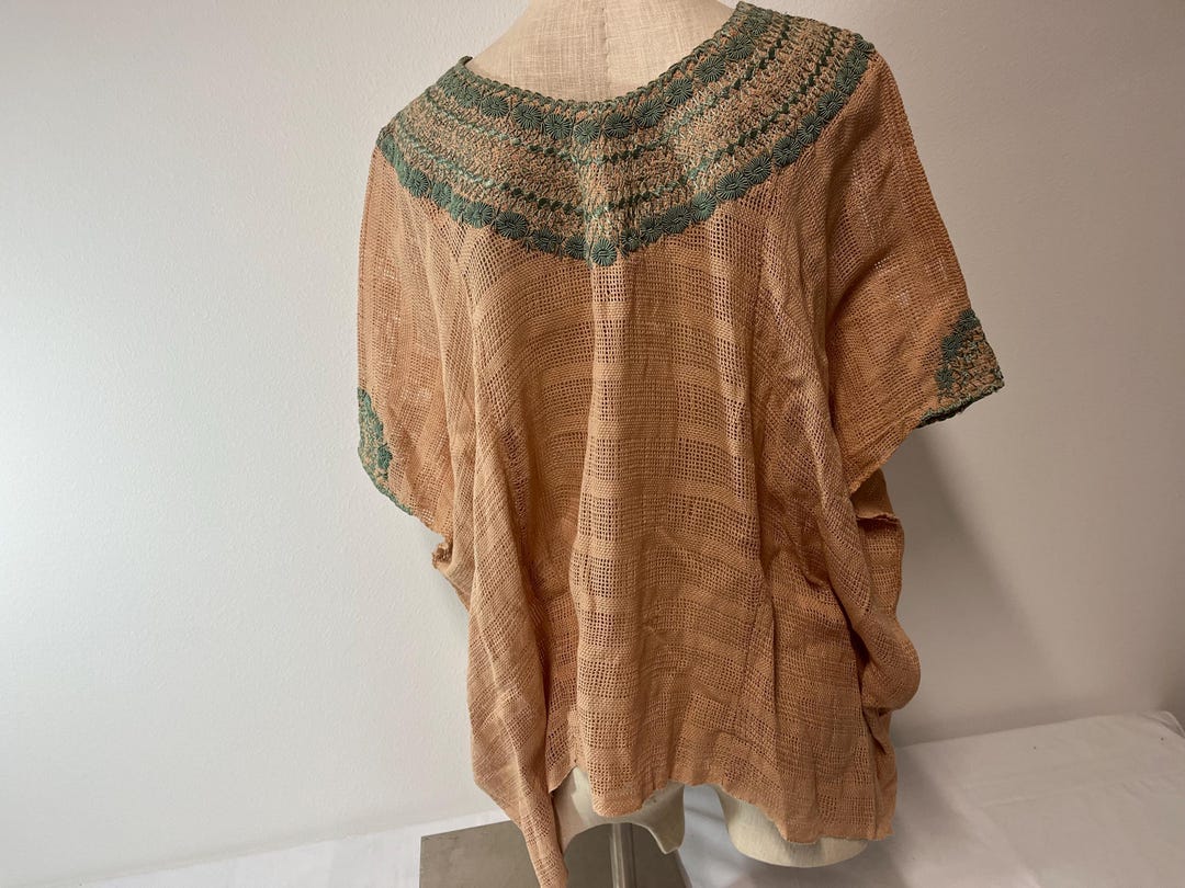 Huipil Mexico Village Embroidered Vintage XL - Etsy