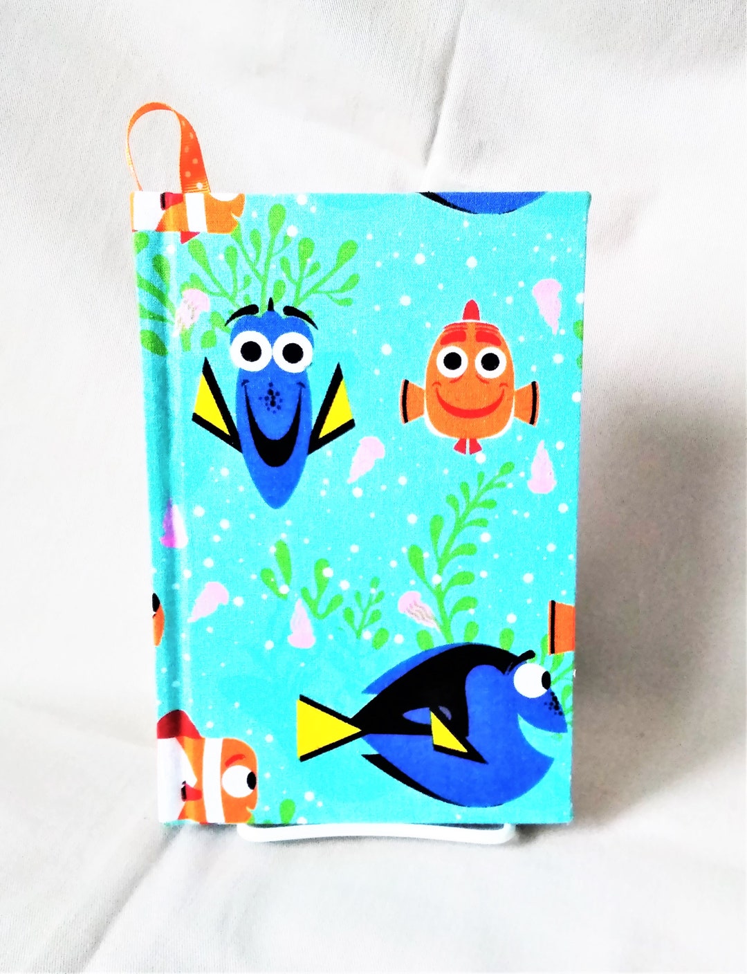FINDING NEMO Journal: Rainbow Colored Blank Pages Inside, Brightly ...