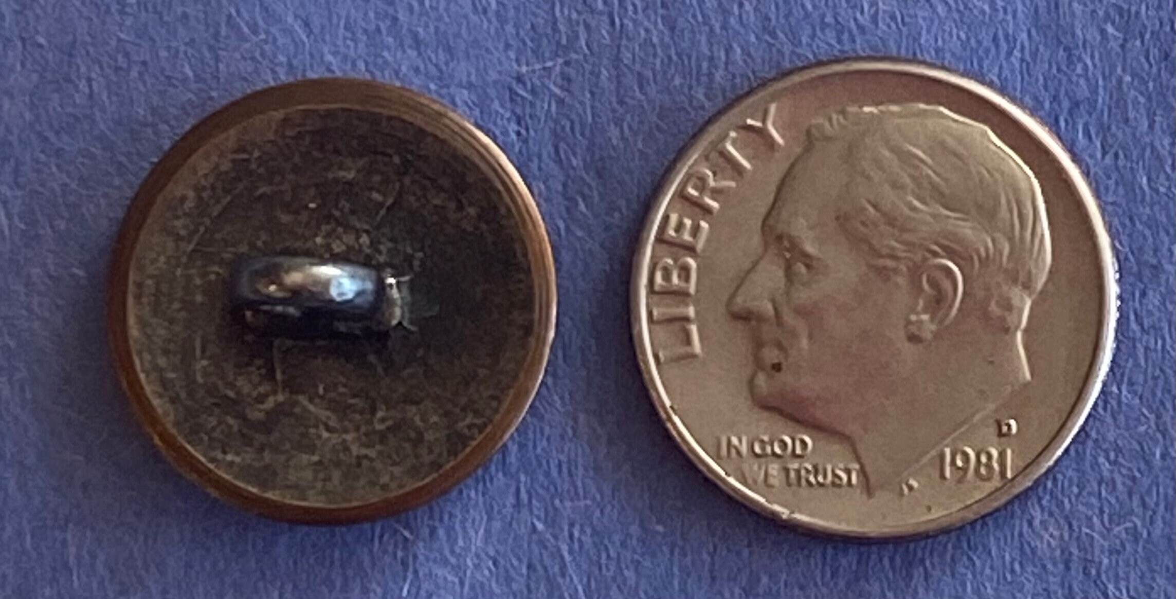 ANTIQUE Double Crest LIVERY BUTTON - Etsy