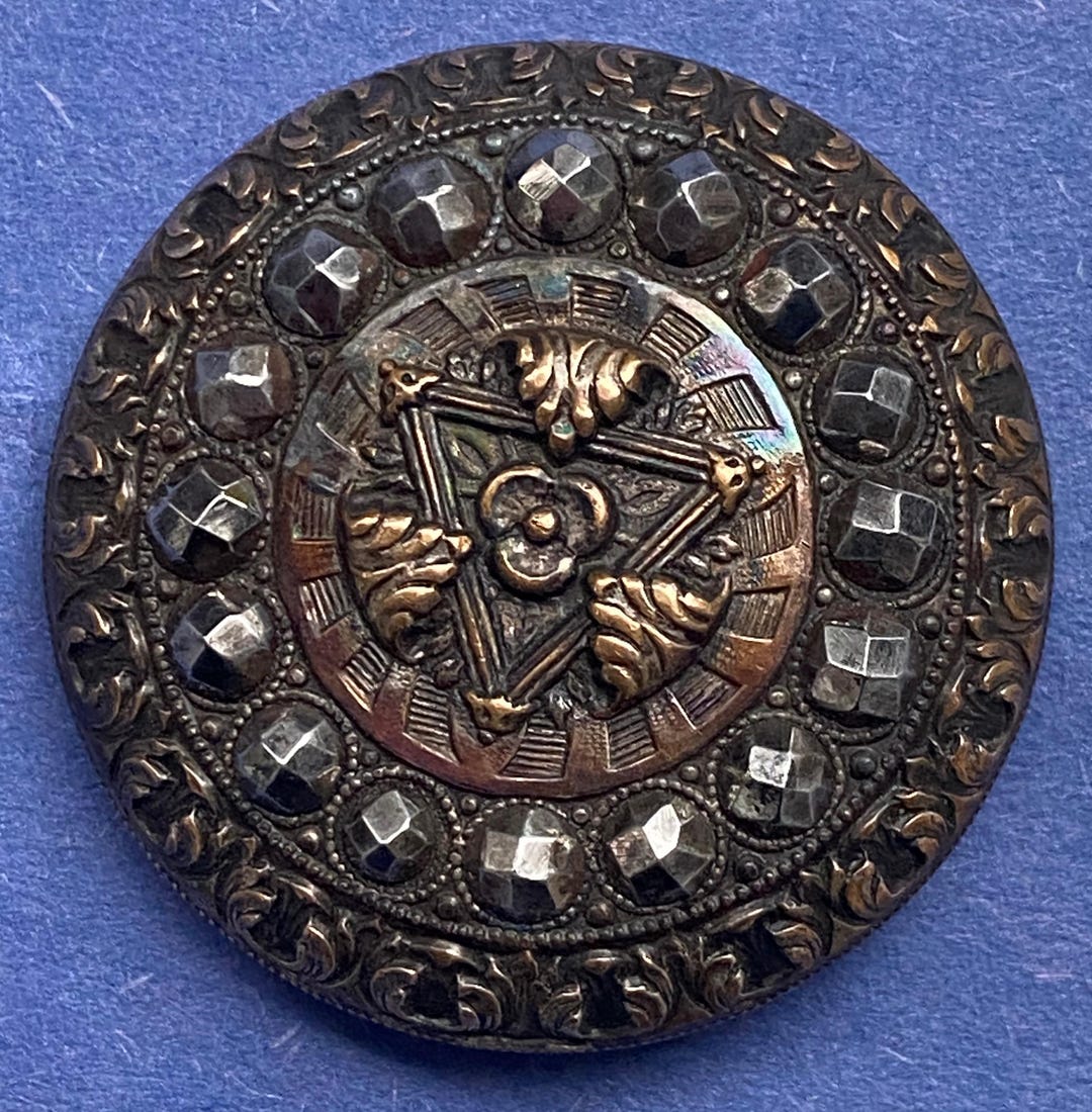 ANTIQUE VICTORIAN BRASS Button - Etsy
