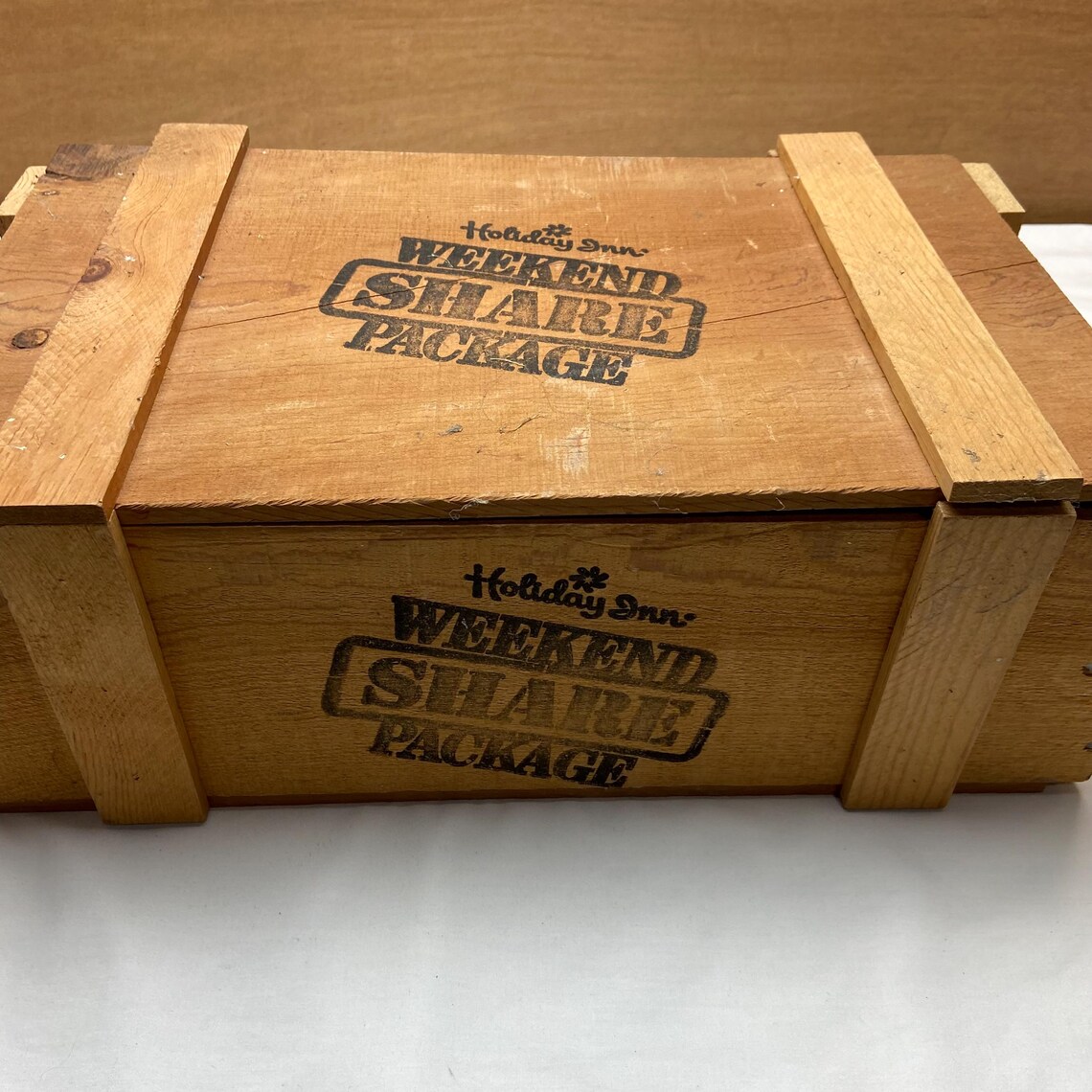 Holiday Inn Weekend Share Package UNIQUE Vintage Wood Box Crate ...