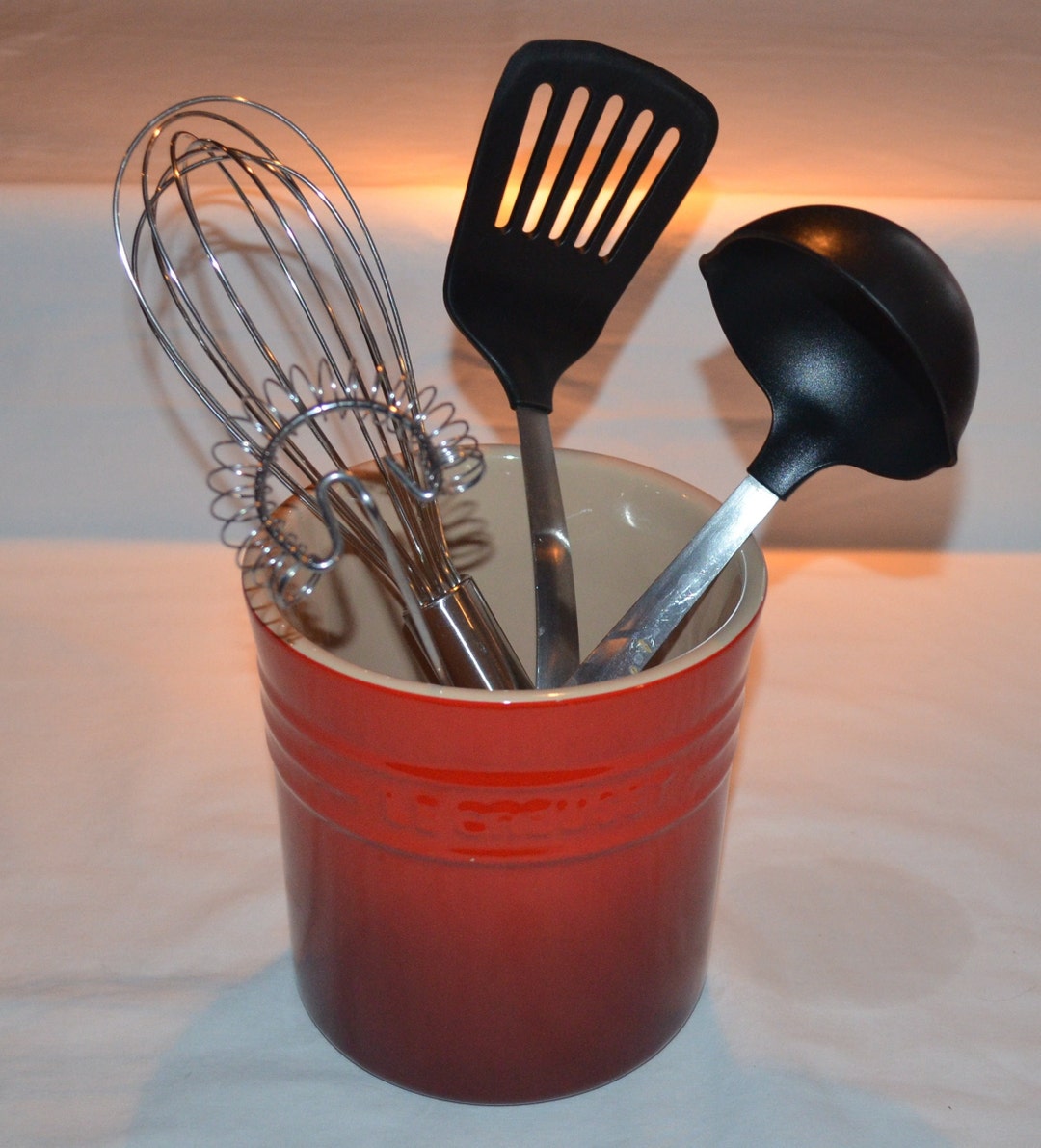 Le Creuset - Red Utensil Crock - 2 Quart Canister - Storage Container ...