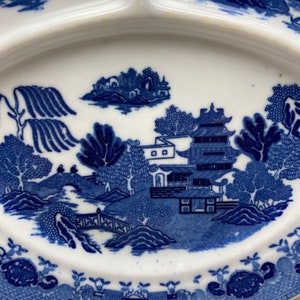 Blue Willow Divided Grill Plates Made in Japan 10 1/8" Diameter White ...