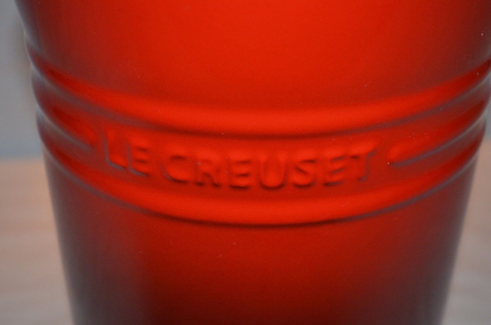 Le Creuset - TALL Red Utensil Crock - 4 Quart Canister - Storage ...