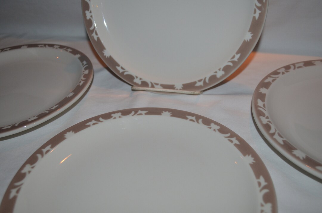 SET of 4 - Dinner 9.25" Plates - Nutmeg Syracuse China - White China ...