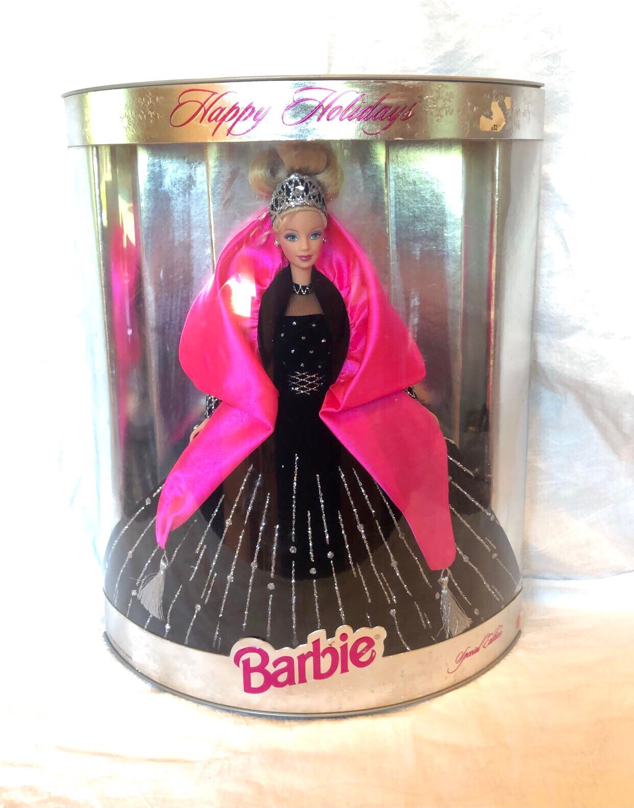 Dolls & Action Figures Never removed from box Barbie 1998 Collectors ...