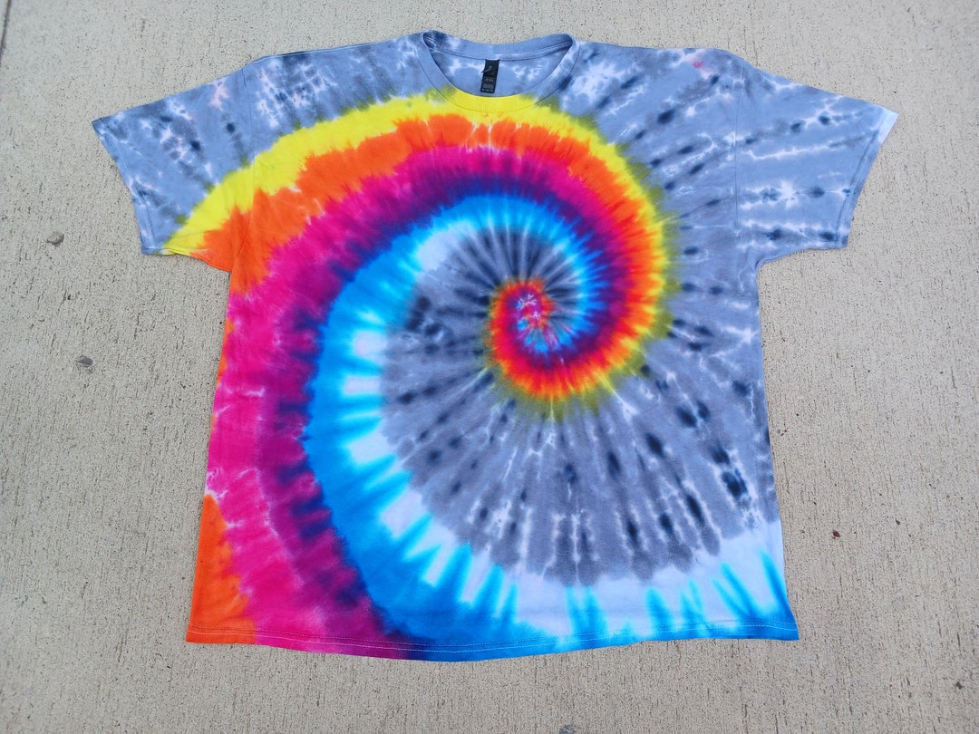 Rainbow Wave Shirt - Etsy