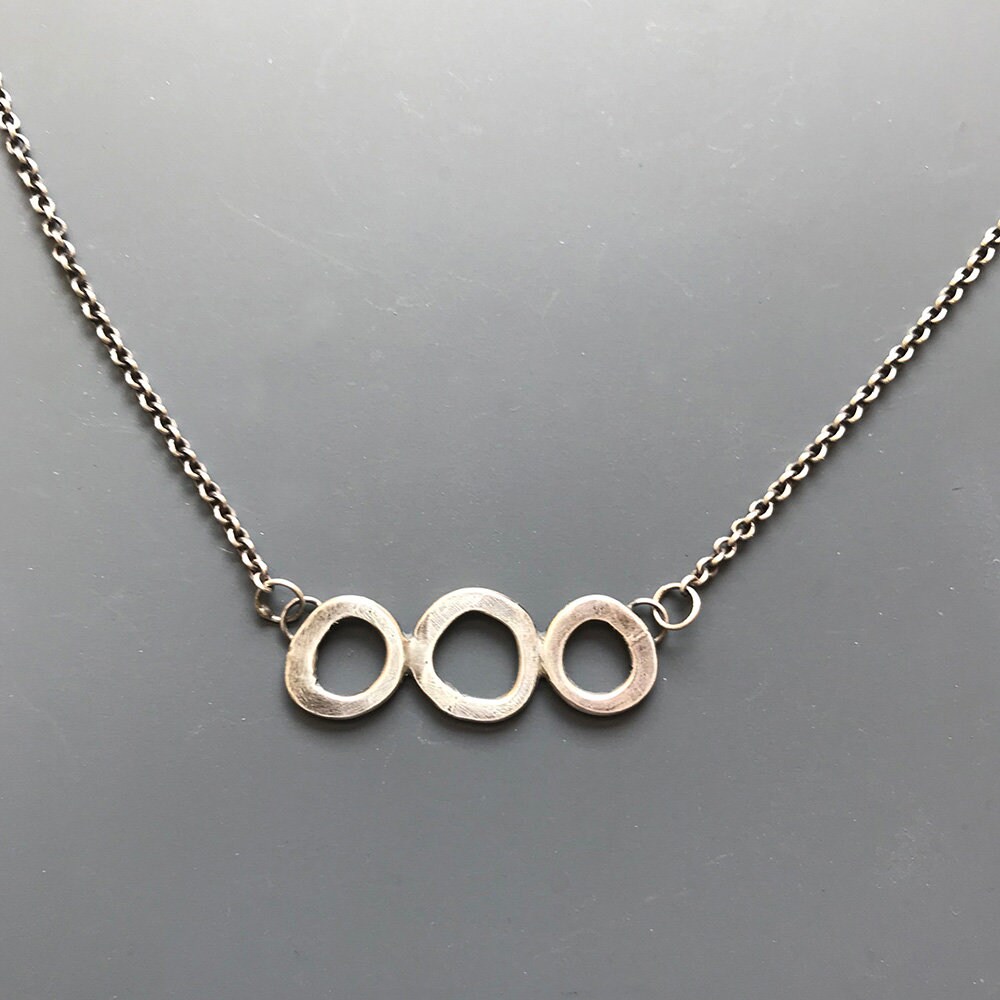 Three in a Row Necklace - Etsy