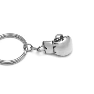 Boxing Glove Keychain in Pewter, Muai Thai, Sports Athlete Accessorie ...