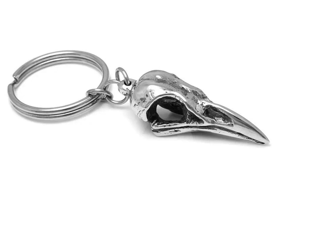 Handmade Crow Bird Skull Keychain in Pewter - Etsy