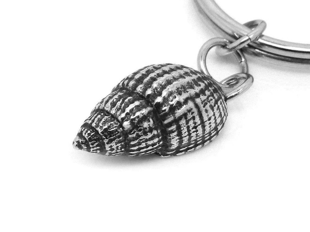 Sea Shell Keychain, Handmade Ocean Keyring in Pewter - Etsy