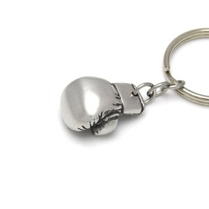 Boxing Glove Keychain in Pewter Muai Thai Sports Athlete - Etsy Sweden