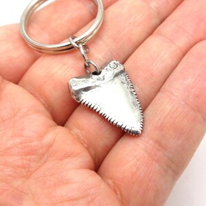 Handmade Shark Tooth Keychain Sharktooth Key Holder in Polished Pewter ...