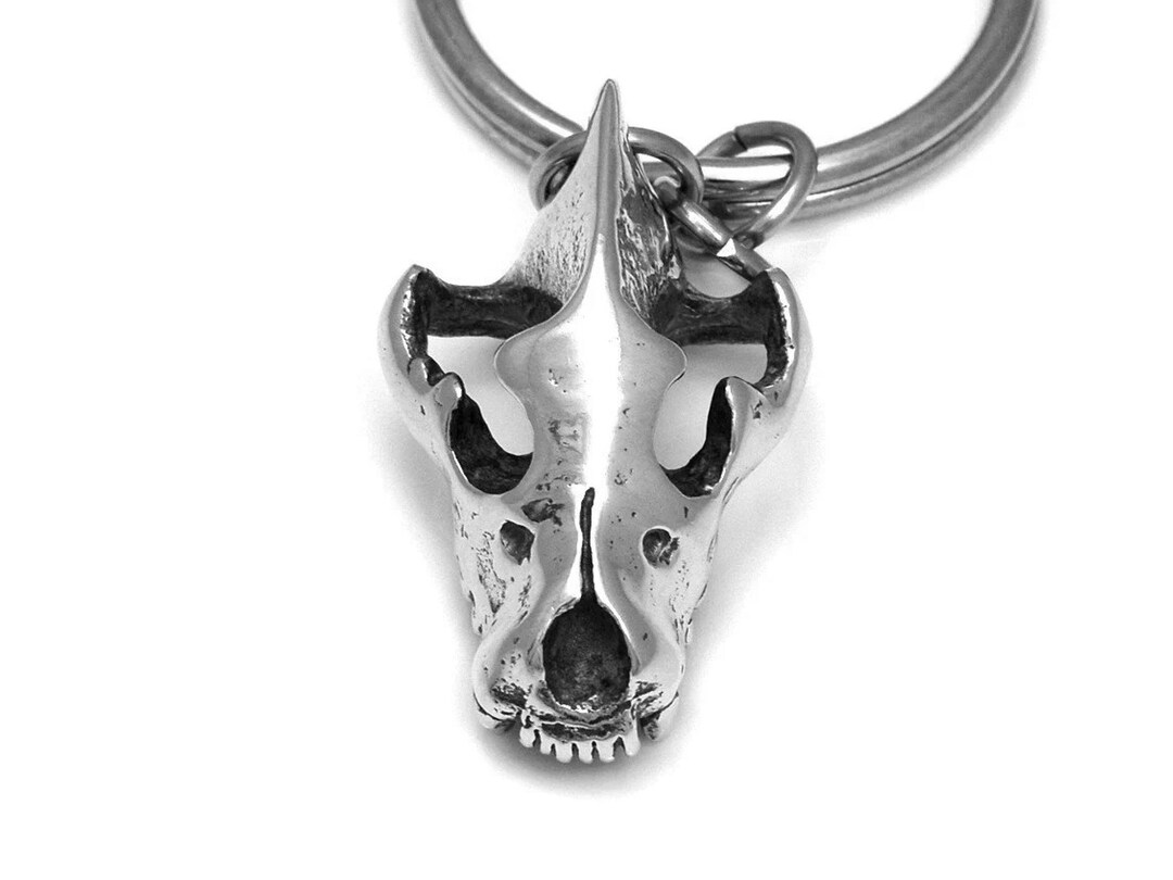 Hyena Skull Keychain in Pewter, Handmade Animal Cranium Key Ring - Etsy