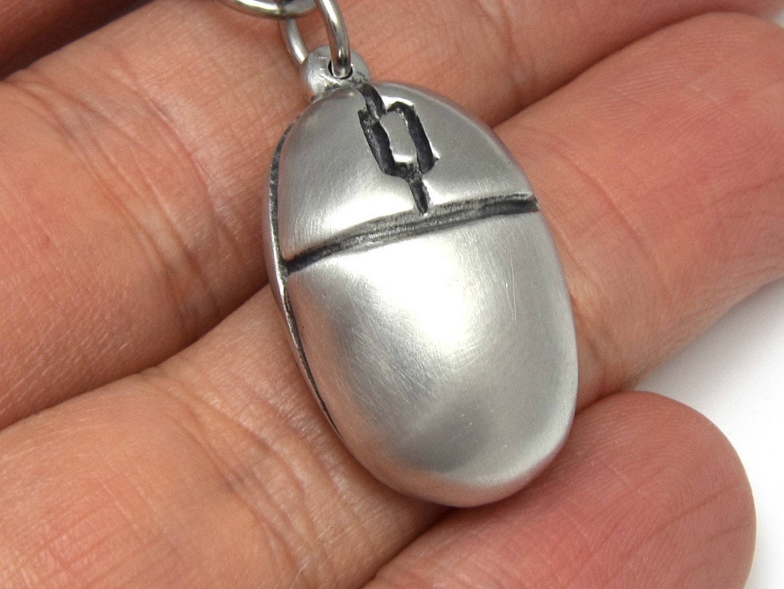Handmade Computer Mouse Pendant Necklace in Pewter Gamer - Etsy