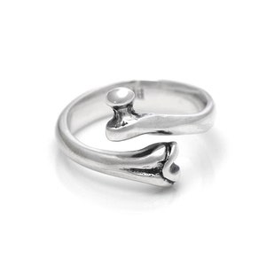 Sterling Silver Human Femur Bone Ring, Anatomy Jewelry - Etsy