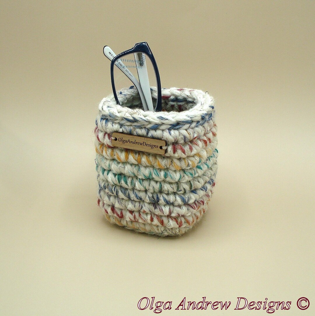 Single Eyeglass Standing Holder, Small Eyeglass Holder for Desk, Soft ...