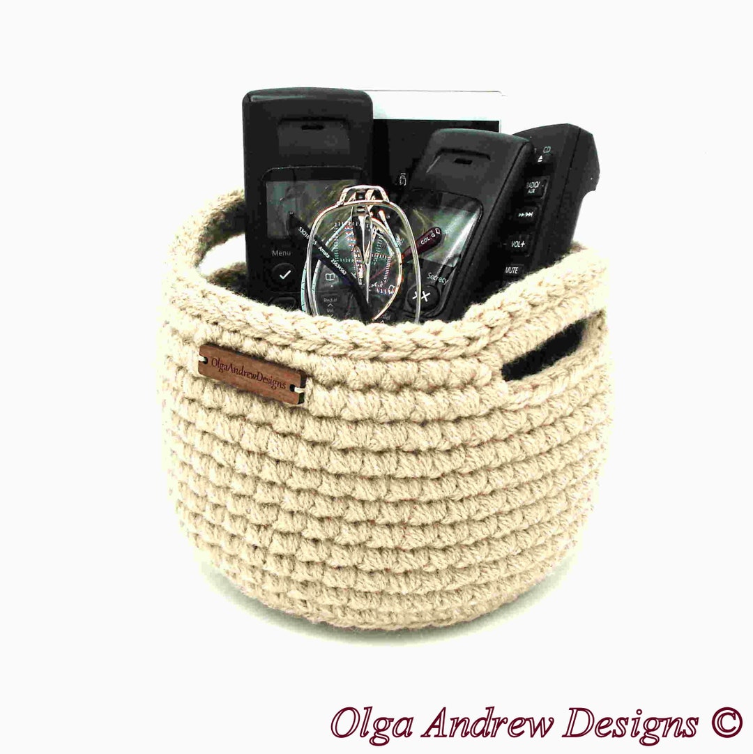 Round Extra-large Remote Control Holder: Soft Bedside Organizer ...