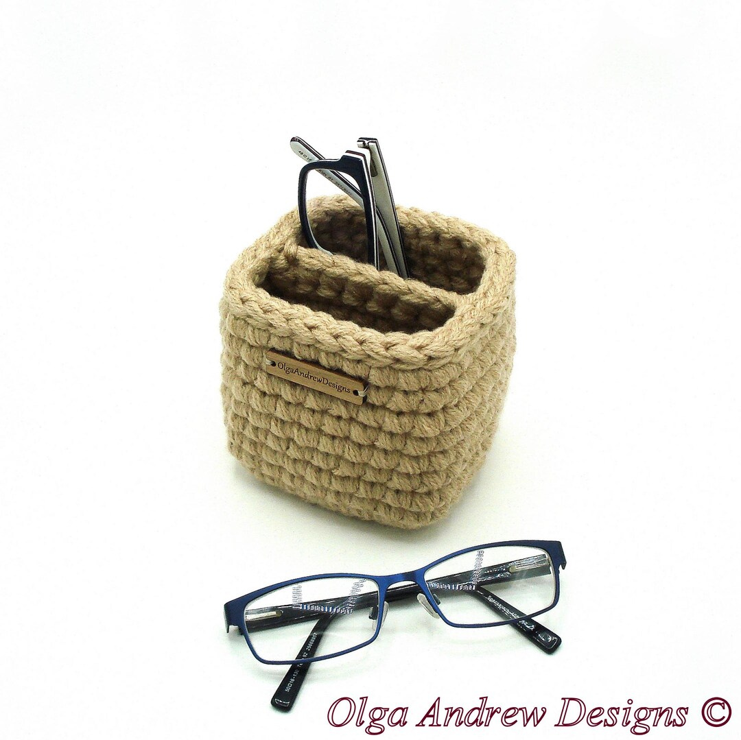 Small Square Two Pair Glasses Holder Stand, Divided Eyeglass Holder ...