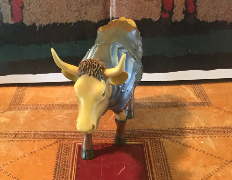 Gladiator Cow Cow Parade Vintage 2002 7249 Retired - Etsy