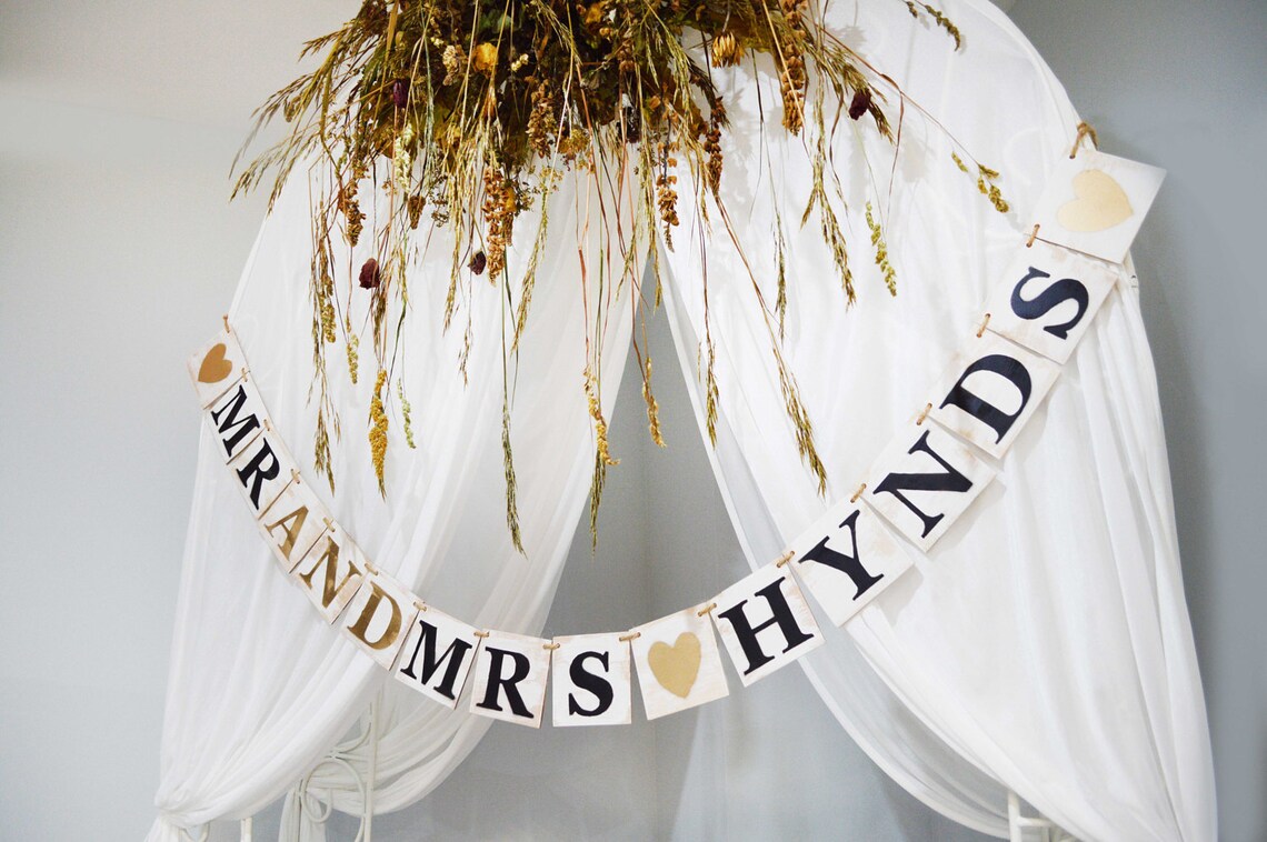 Wooden Mr. and Mrs. Banner Rustic Wedding Wooden Sign | Etsy