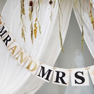 Wooden Mr. and Mrs. Banner Rustic Wedding Wooden Sign - Etsy