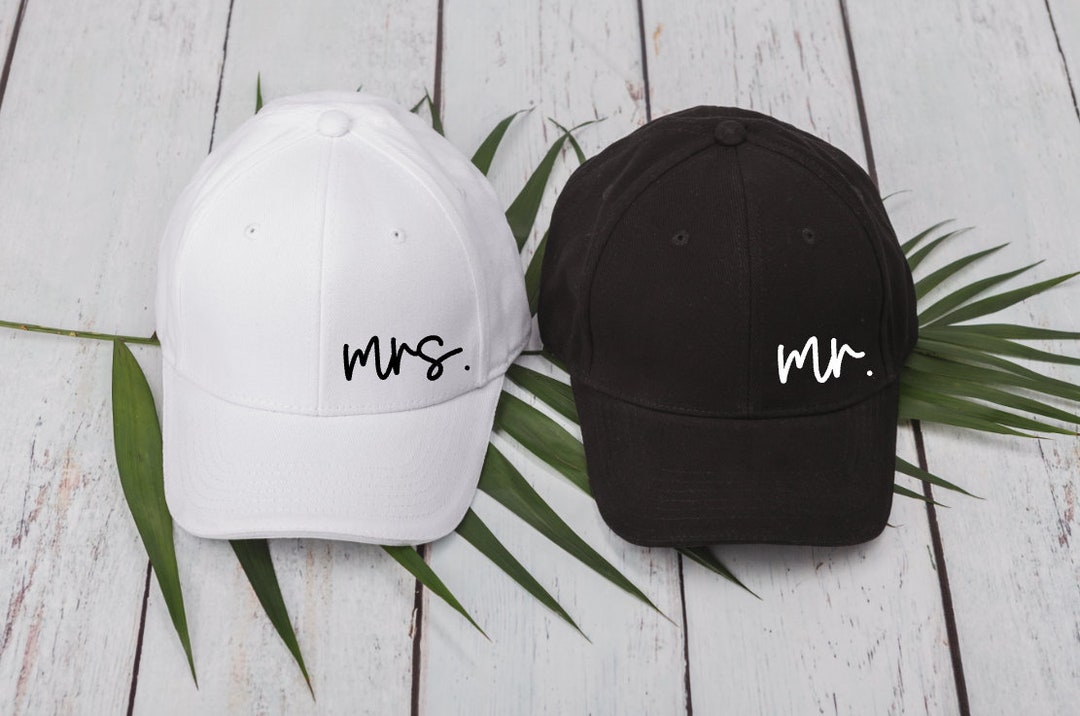 Mr. and Mrs. Dad Hats: Cursive Honeymoon Baseball Caps - Etsy