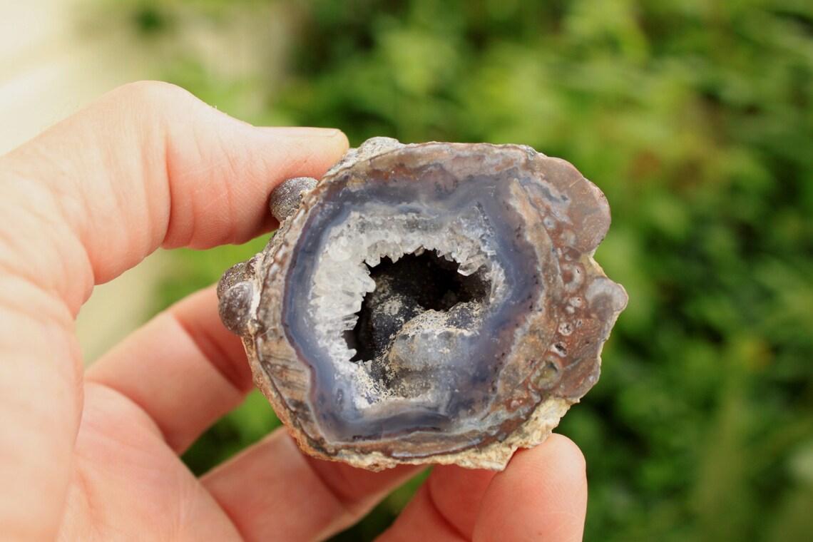 Small Polished Geode or Thunderegg Halves - Etsy