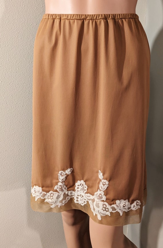 vintage half slip with - Gem