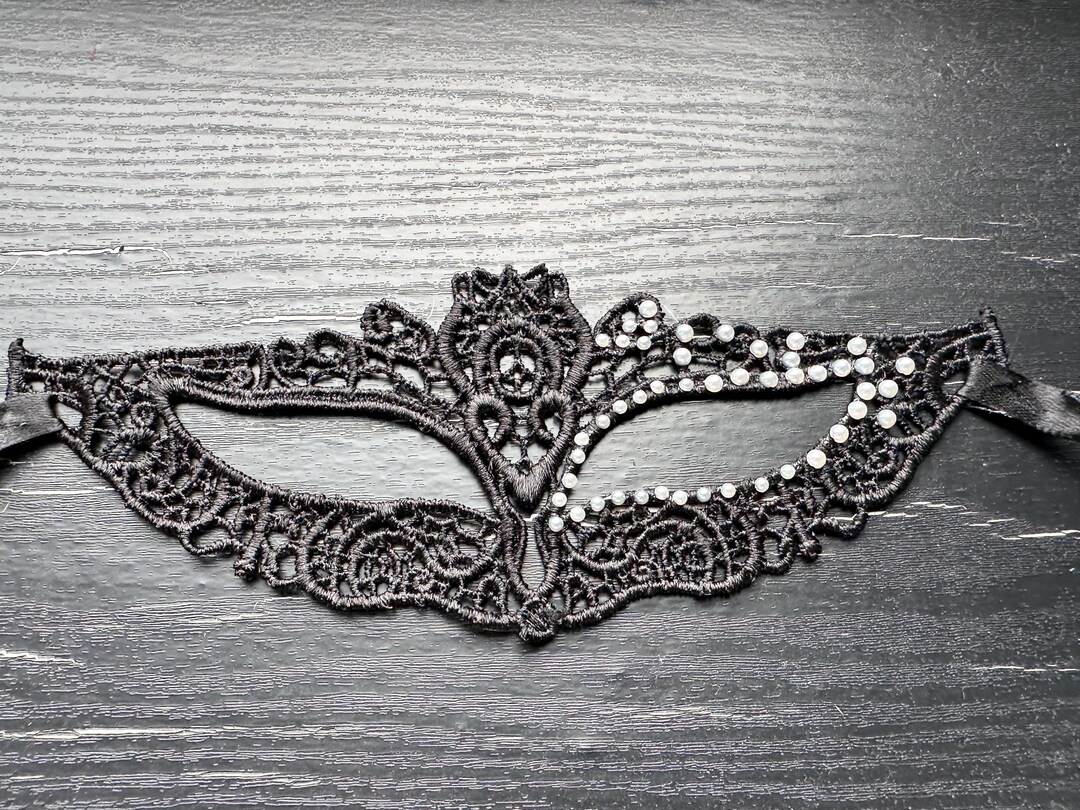 White Resin Pearls With Black Soft Lace Mask, Embroidery, Appliques ...