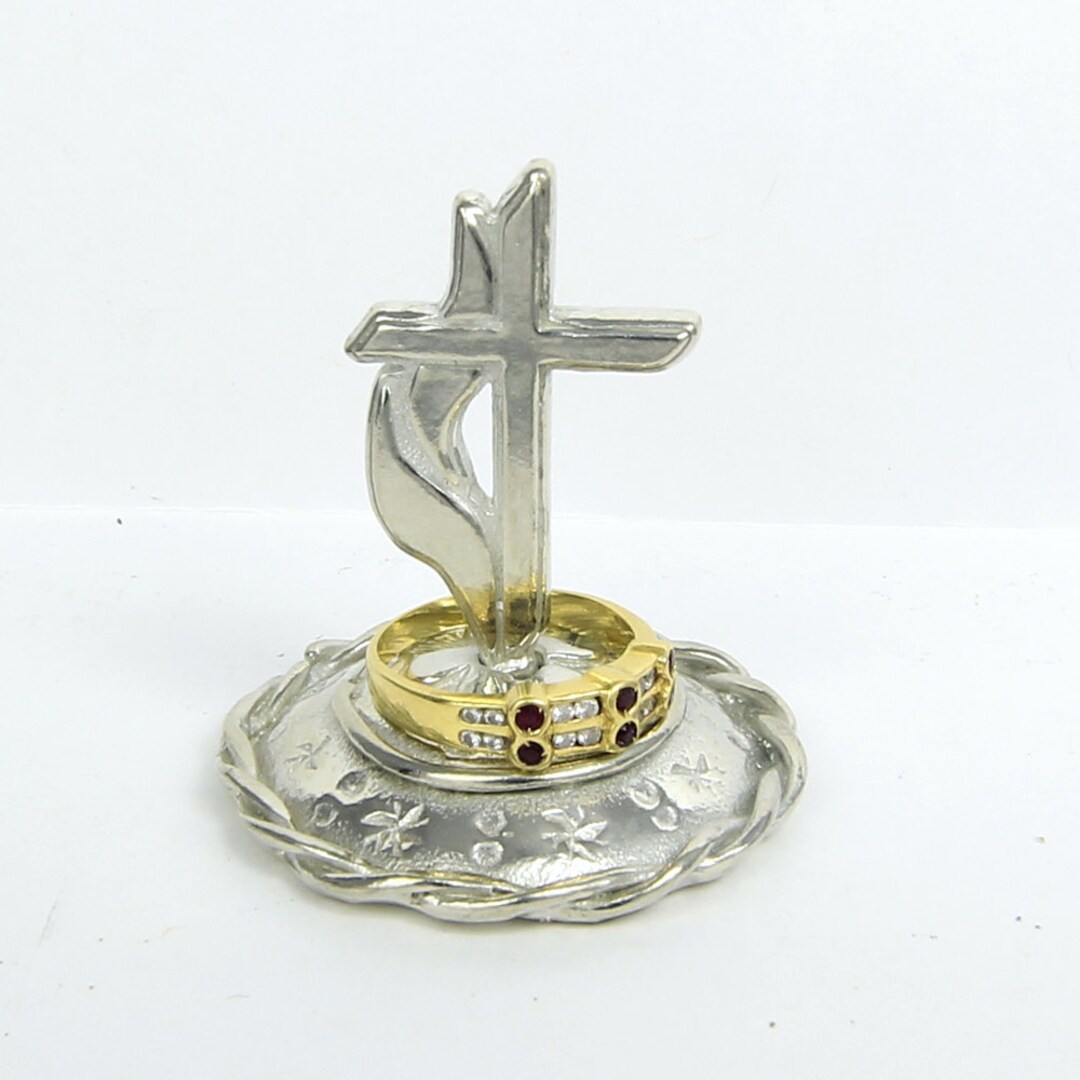 Methodist Cross Ring Stand | Cross Room Decor Keepsake for Confirmation ...