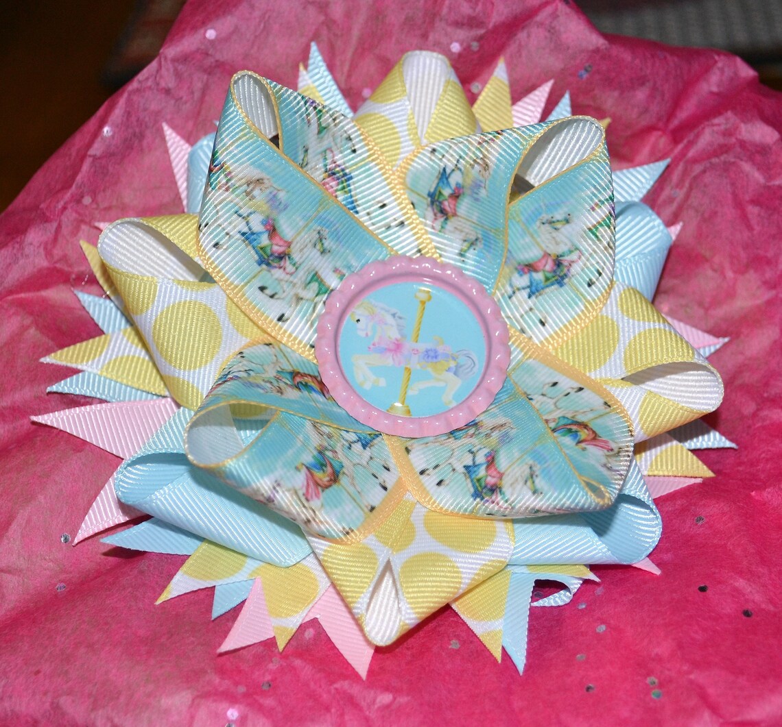 Carousel Horse Hair Bow - Etsy