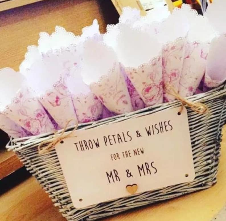 Rustic Wooden Heart Confetti Wedding Sign Venue Wedding - Etsy