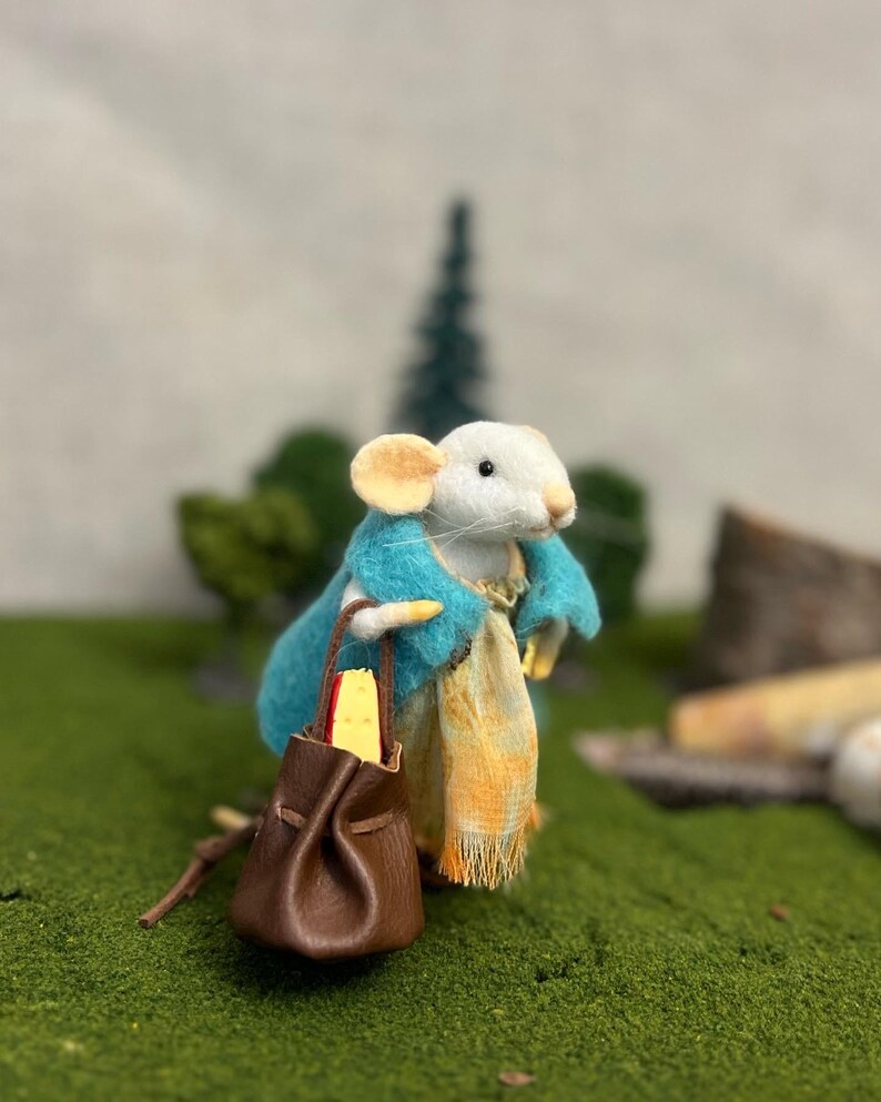 Needle Felted Mouse. Art Doll. Collectible. Mouse With a Leather Bag ...