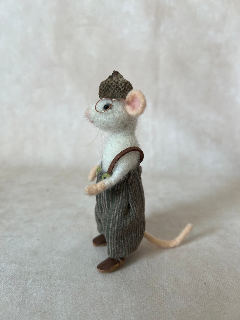 Needle Felted Mouse With Acorn Hat, Woolen Mouse, Storytelling ...