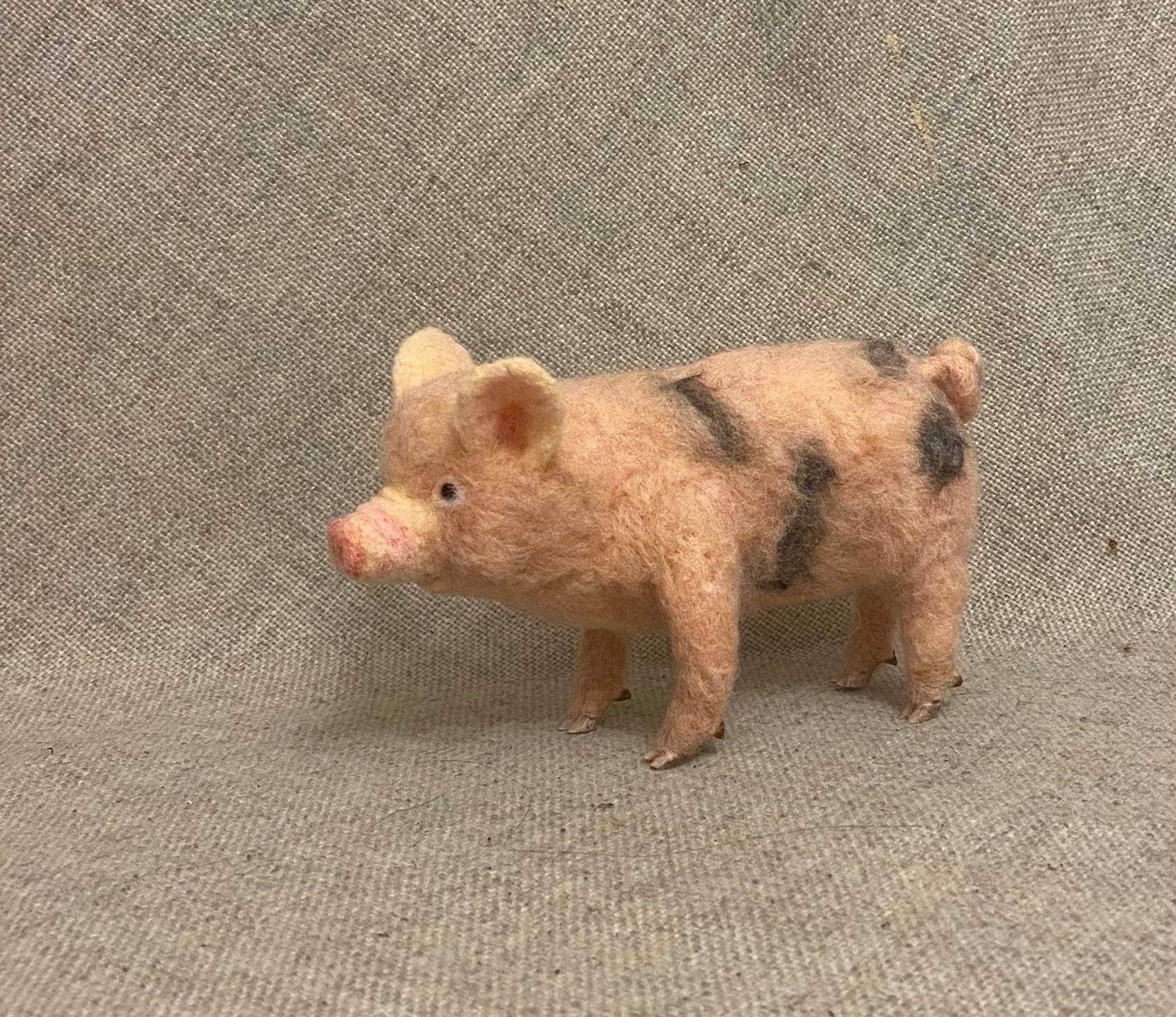 Needle Felted Pig, Farm Animals - Etsy