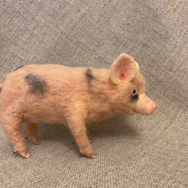 Needle Felted Pig - Etsy