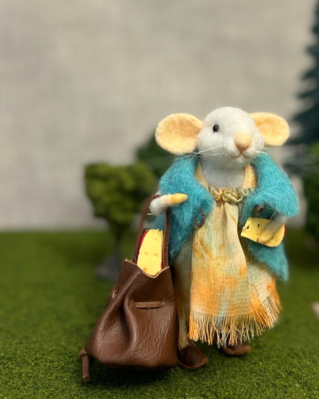 Needle Felted Mouse. Art Doll. Collectible. Mouse With a Leather Bag ...
